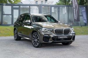 Zaļš BMW X5 2021 Viļņa, ar dzinēja tilpumu 2.99 L un nobraukumu 165 tūkst. km par 43900 €, foto  vietnē AUTOMOTO.COM.LV