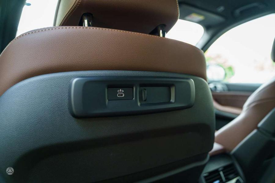 Zaļš BMW X5 2021 Viļņa, ar dzinēja tilpumu 2.99 L un nobraukumu 165 tūkst. km par 43900 €, foto 47 vietnē AUTOMOTO.COM.LV