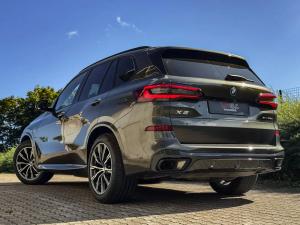 Zaļš BMW X5 2022 Rīga, ar dzinēja tilpumu 3.00 L un nobraukumu 148 tūkst. km par 44800 €, foto 4 vietnē AUTOMOTO.COM.LV