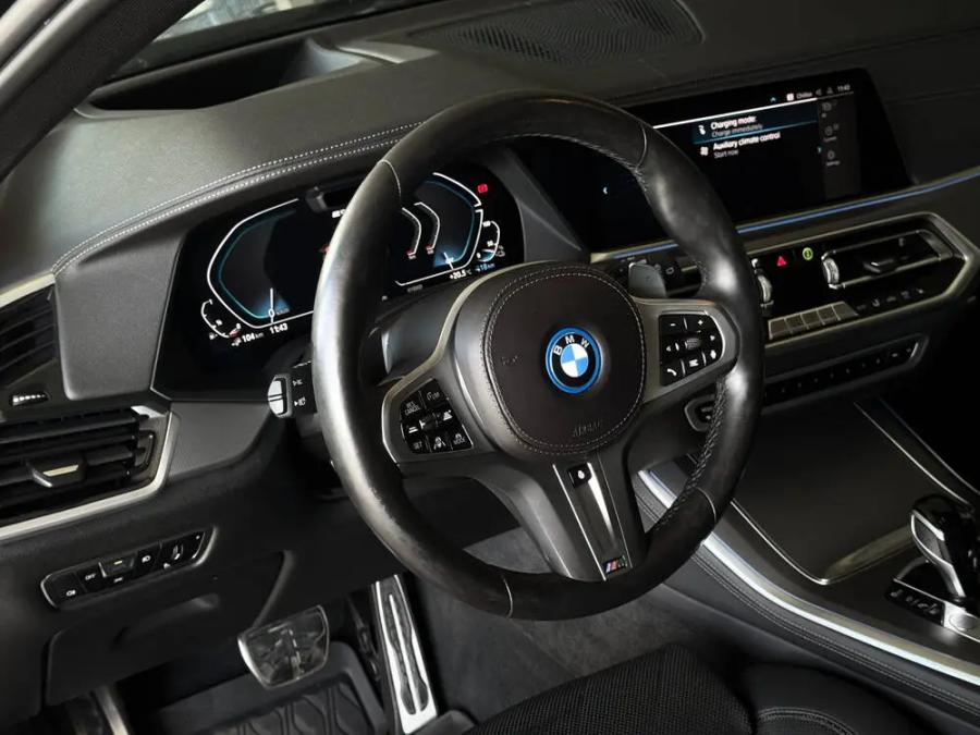 Zaļš BMW X5 2022 Rīga, ar dzinēja tilpumu 3.00 L un nobraukumu 148 tūkst. km par 44800 €, foto 9 vietnē AUTOMOTO.COM.LV