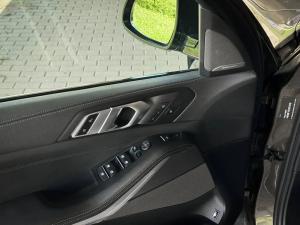 Zaļš BMW X5 2022 Rīga, ar dzinēja tilpumu 3.00 L un nobraukumu 148 tūkst. km par 44800 €, foto 10 vietnē AUTOMOTO.COM.LV