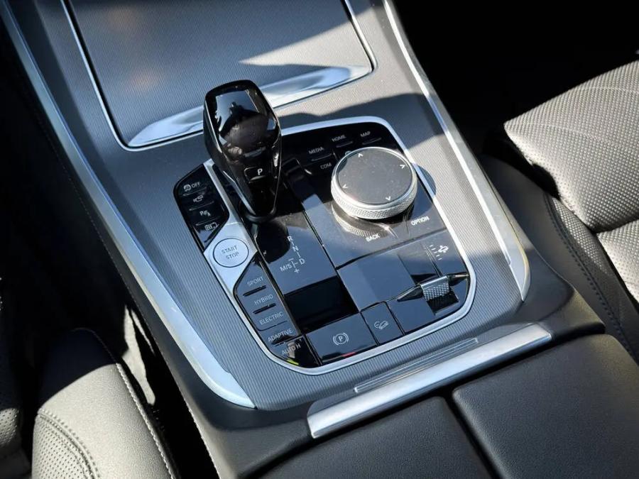 Zaļš BMW X5 2022 Rīga, ar dzinēja tilpumu 3.00 L un nobraukumu 148 tūkst. km par 44800 €, foto 12 vietnē AUTOMOTO.COM.LV