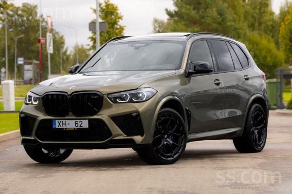 BMW X5 2022 in Jelgava on AUTOMOTO.COM.LV Green BMW X5 2022 in Jelgava, with an engine capacity of 4.40 L and mileage of 42 thousand km for 76000 €, photo 3 on AUTOMOTO.COM.LV