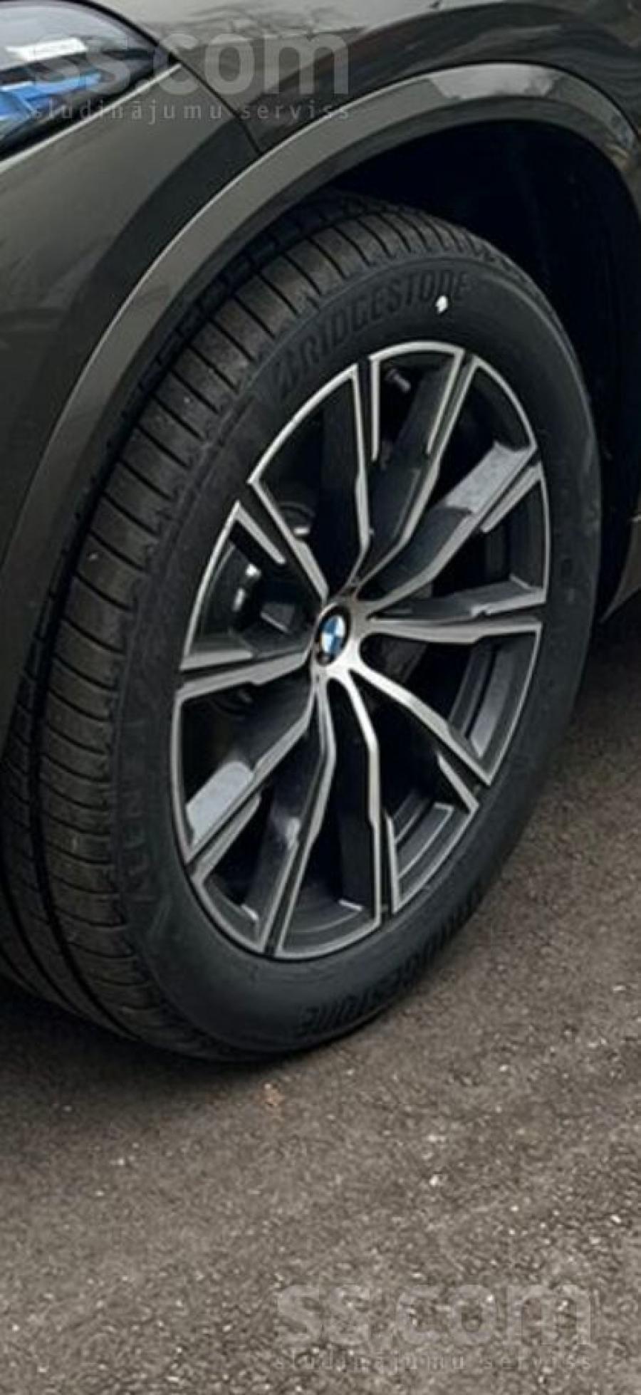 Зеленый БМВ Х5 2024 в Рига, объемом двигателя 3.00 л и пробегом 17 тыс. км за 67950 €, фото 11 на AUTOMOTO.COM.LV