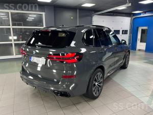 Green BMW X5 2024 in Cesis, with an engine capacity of 3.00 L and mileage of 79 thousand km for 69900 €, photo 4 on AUTOMOTO.COM.LV