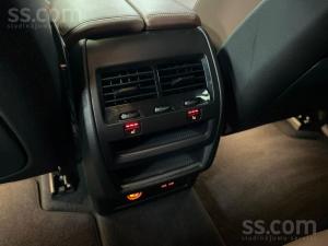 Green BMW X5 2024 in Cesis, with an engine capacity of 3.00 L and mileage of 79 thousand km for 69900 €, photo 12 on AUTOMOTO.COM.LV