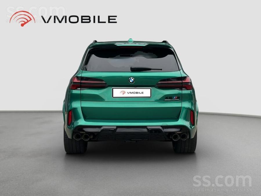 Green BMW X5 2024 in Riga, with an engine capacity of 4.40 L and mileage of 30 thousand km for 114900 €, photo 5 on AUTOMOTO.COM.LV