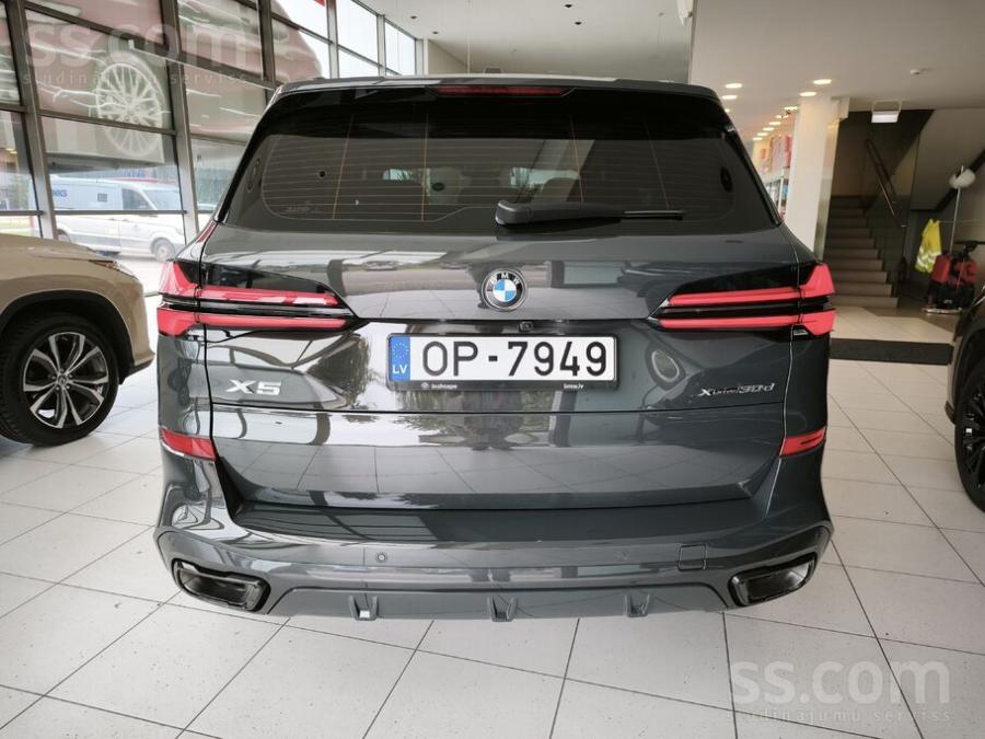 Zaļš BMW X5 2025 Rīga, ar dzinēja tilpumu 3.00 L un nobraukumu 6 tūkst. km par 84500 €, foto 5 vietnē AUTOMOTO.COM.LV