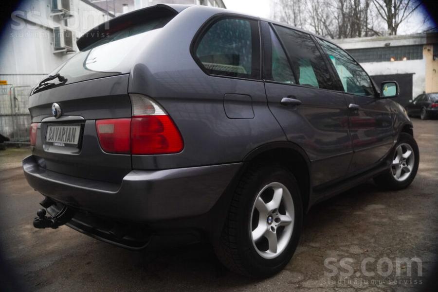 Grey BMW X5 2001 in Riga, with an engine capacity of 3.00 L and mileage of 300 thousand km for 3150 €, photo 3 on AUTOMOTO.COM.LV