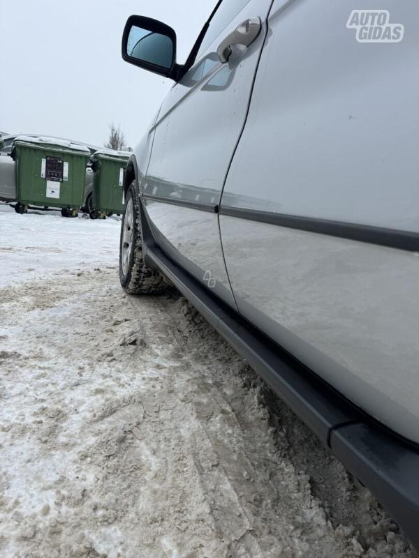 Grey BMW X5 2001 in Vilnius, with an engine capacity of 3.00 L and mileage of 310 thousand km for 3199 €, photo 6 on AUTOMOTO.COM.LV