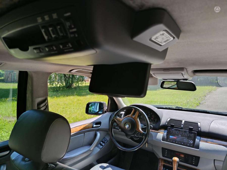 Pelēks BMW X5 2001 Panevēža, ar dzinēja tilpumu 2.93 L un nobraukumu 300 tūkst. km par 2450 €, foto 13 vietnē AUTOMOTO.COM.LV