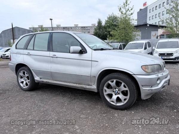 Pelēks BMW X5 2001 Tallina, ar dzinēja tilpumu 2.90 L un nobraukumu 439 tūkst. km par 999 €, foto 1 vietnē AUTOMOTO.COM.LV