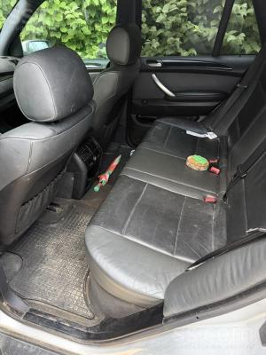 Pelēks BMW X5 2001 Ogre, ar dzinēja tilpumu 3.00 L un nobraukumu 360 tūkst. km par 1700 €, foto 11 vietnē AUTOMOTO.COM.LV