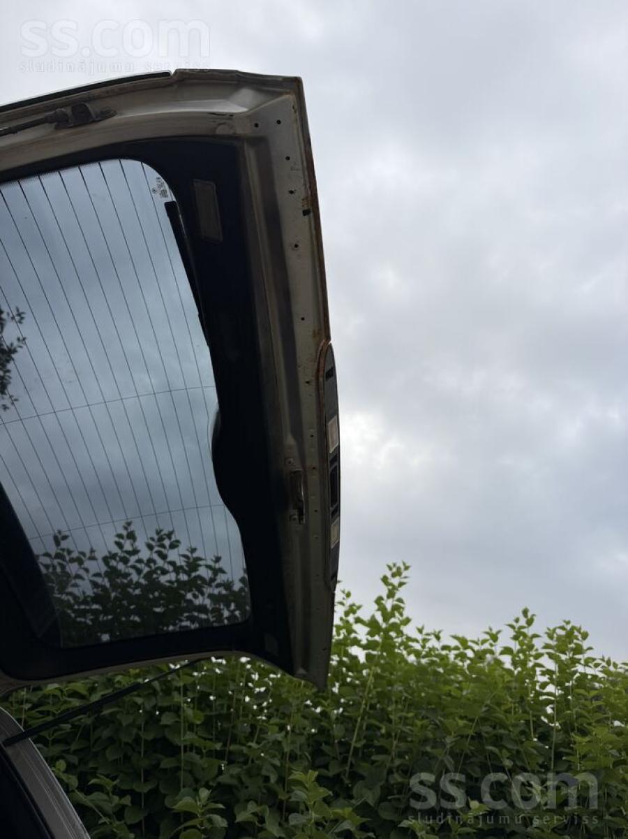 Pelēks BMW X5 2001 Ogre, ar dzinēja tilpumu 3.00 L un nobraukumu 360 tūkst. km par 1700 €, foto 13 vietnē AUTOMOTO.COM.LV