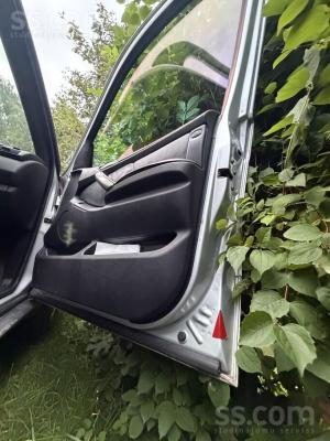 Pelēks BMW X5 2001 Ogre, ar dzinēja tilpumu 3.00 L un nobraukumu 360 tūkst. km par 1700 €, foto 15 vietnē AUTOMOTO.COM.LV