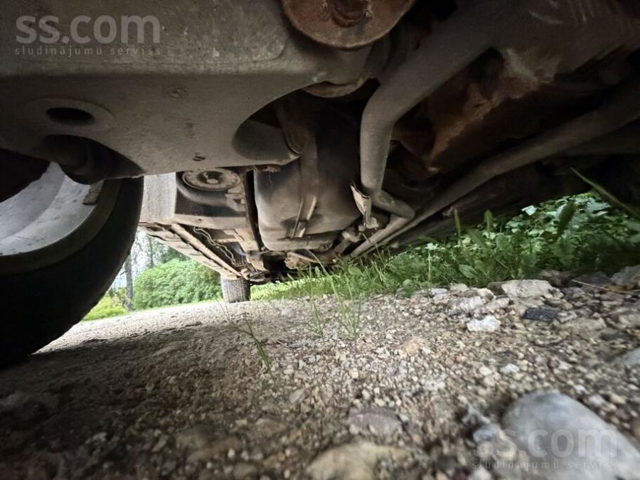 Pelēks BMW X5 2001 Ogre, ar dzinēja tilpumu 3.00 L un nobraukumu 360 tūkst. km par 1700 €, foto 20 vietnē AUTOMOTO.COM.LV