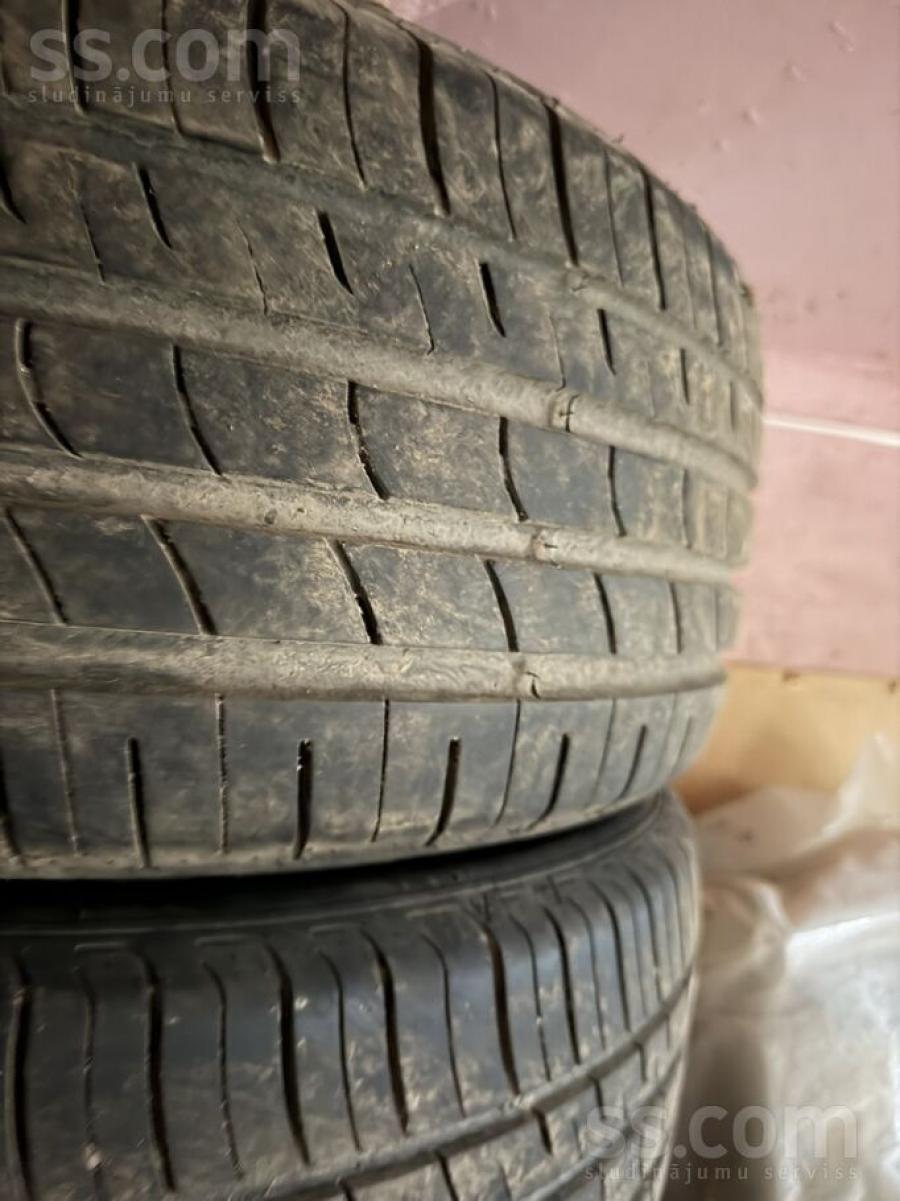 Pelēks BMW X5 2001 Ogre, ar dzinēja tilpumu 3.00 L un nobraukumu 360 tūkst. km par 1700 €, foto 21 vietnē AUTOMOTO.COM.LV