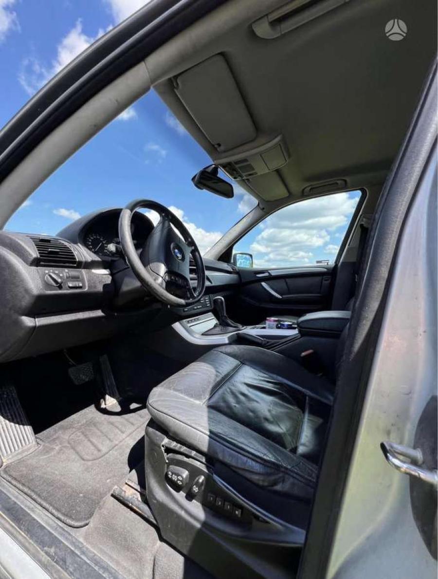 Pelēks BMW X5 2001 Viļņa, ar dzinēja tilpumu 2.93 L un nobraukumu 600 tūkst. km par 2300 €, foto 12 vietnē AUTOMOTO.COM.LV