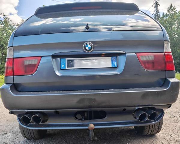 Pelēks BMW X5 2001 Panevēža, ar dzinēja tilpumu 2.93 L un nobraukumu 300 tūkst. km par 2300 €, foto 6 vietnē AUTOMOTO.COM.LV
