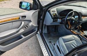Grey BMW X5 2001 in Panevezys, with an engine capacity of 2.93 L and mileage of 300 thousand km for 2300 €, photo 10 on AUTOMOTO.COM.LV