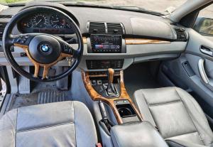 Grey BMW X5 2001 in Panevezys, with an engine capacity of 2.93 L and mileage of 300 thousand km for 2300 €, photo 12 on AUTOMOTO.COM.LV