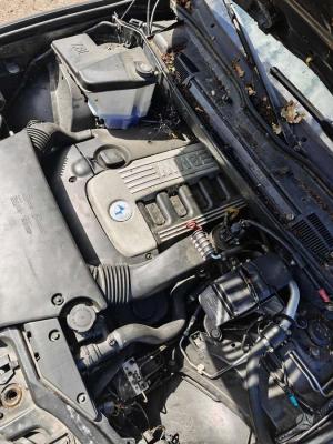 Grey BMW X5 2001 in Panevezys, with an engine capacity of 2.93 L and mileage of 300 thousand km for 2300 €, photo 22 on AUTOMOTO.COM.LV