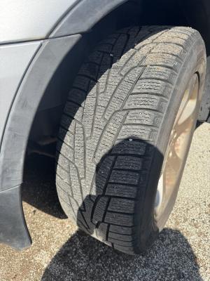Grey BMW X5 2001 in Narva, with an engine capacity of 3.00 L and mileage of 409 thousand km for 3000 €, photo 22 on AUTOMOTO.COM.LV