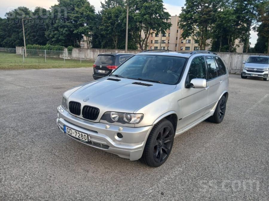 Grey BMW X5 2001 in Riga, with an engine capacity of 3.00 L and mileage of 0 thousand km for 2580 €, photo 3 on AUTOMOTO.COM.LV
