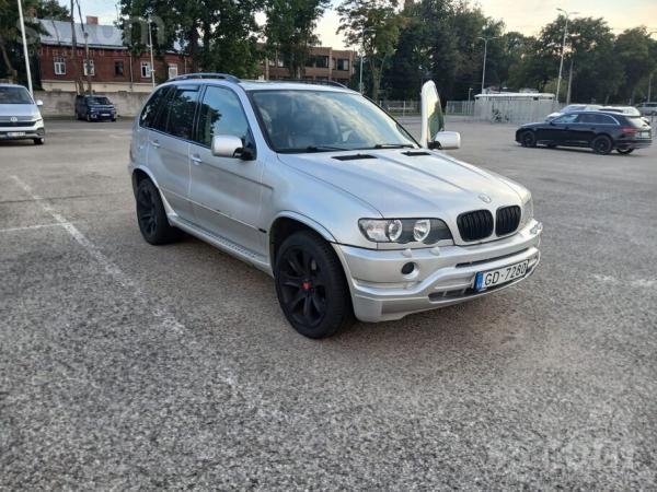 Grey BMW X5 2001 in Riga, with an engine capacity of 3.00 L and mileage of 0 thousand km for 2580 €, photo 4 on AUTOMOTO.COM.LV