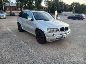 Grey BMW X5 2001 in Riga, with an engine capacity of 3.00 L and mileage of 0 thousand km for 2580 €, photo 5 on AUTOMOTO.COM.LV