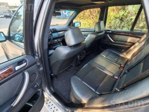 Grey BMW X5 2001 in Riga, with an engine capacity of 4.40 L and mileage of 365 thousand km for 4400 €, photo 7 on AUTOMOTO.COM.LV