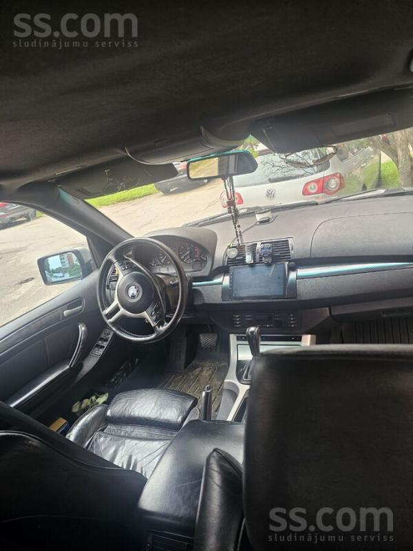 Pelēks BMW X5 2001 Preiļi, ar dzinēja tilpumu 3.00 L un nobraukumu 408 tūkst. km par 2300 €, foto 4 vietnē AUTOMOTO.COM.LV