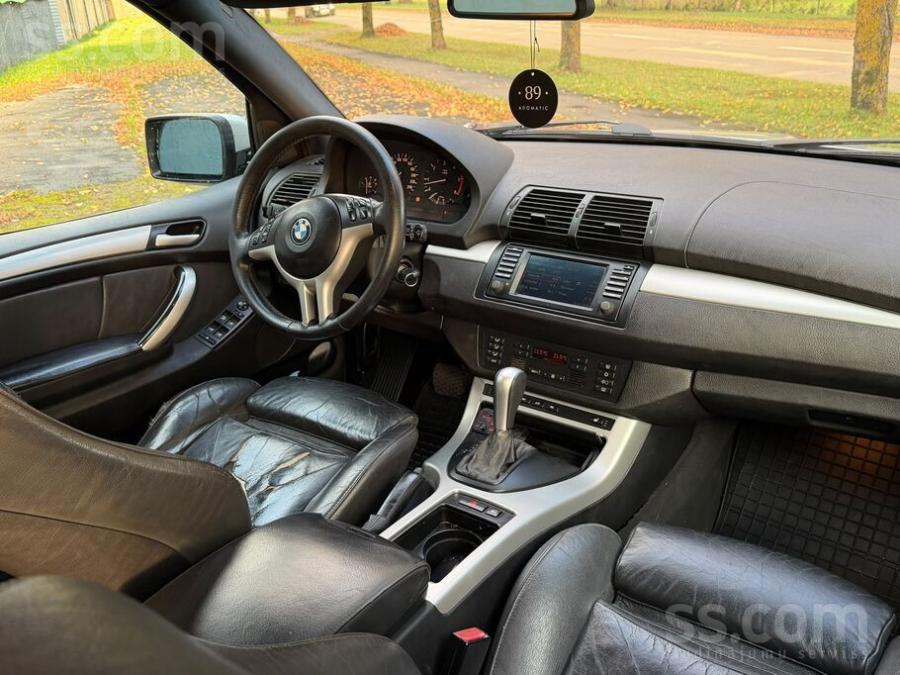 Pelēks BMW X5 2001 Ogre, ar dzinēja tilpumu 3.00 L un nobraukumu 455 tūkst. km par 2750 €, foto 14 vietnē AUTOMOTO.COM.LV