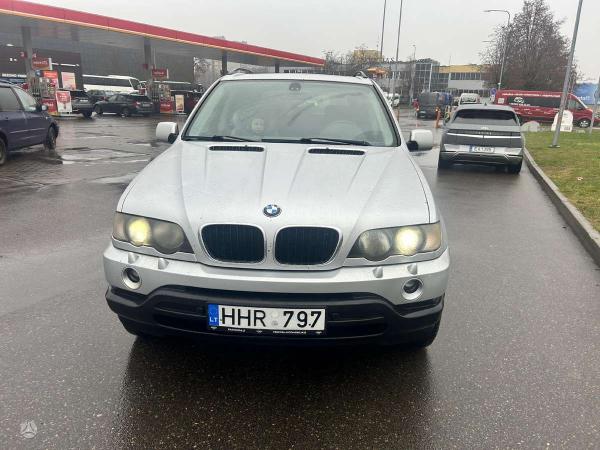 Grey BMW X5 2002 in Kaunas, with an engine capacity of 2.93 L and mileage of 460 thousand km for 3485 €, photo 2 on AUTOMOTO.COM.LV