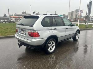 Pelēks BMW X5 2002 Kauņa, ar dzinēja tilpumu 2.93 L un nobraukumu 460 tūkst. km par 3485 €, foto 4 vietnē AUTOMOTO.COM.LV