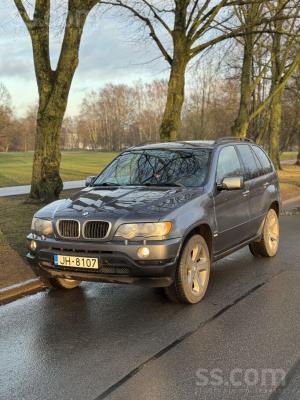 Grey BMW X5 2002 in Riga, with an engine capacity of 3.00 L and mileage of 250 thousand km for 5000 €, photo  on AUTOMOTO.COM.LV