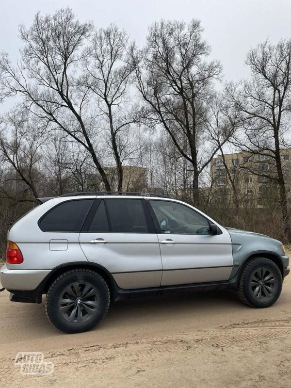 Grey BMW X5 2002 in Kaunas, with an engine capacity of 2.90 L and mileage of 300 thousand km for 2550 €, photo 6 on AUTOMOTO.COM.LV