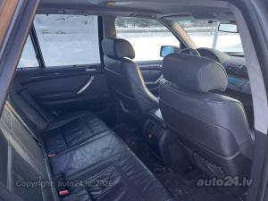 Pelēks BMW X5 2002 Tallina, ar dzinēja tilpumu 2.90 L un nobraukumu 401 tūkst. km par 2600 €, foto 11 vietnē AUTOMOTO.COM.LV
