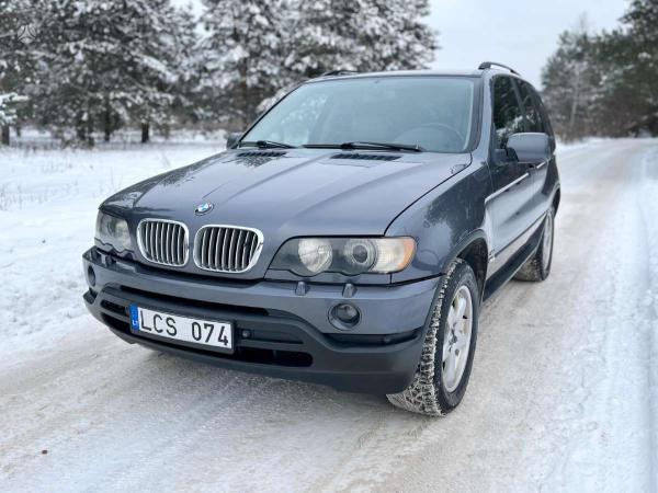 Pelēks BMW X5 2002 Viļņa, ar dzinēja tilpumu 2.93 L un nobraukumu 370 tūkst. km par 3100 €, foto 1 vietnē AUTOMOTO.COM.LV