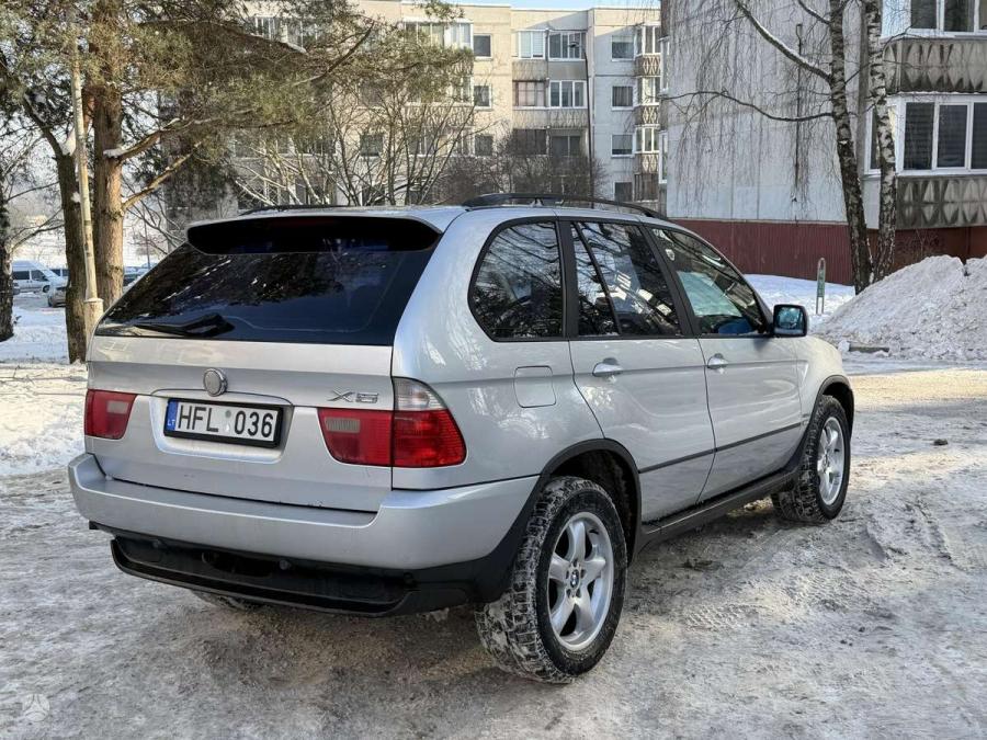 Grey BMW X5 2002 in Vilnius, with an engine capacity of 2.93 L and mileage of 309 thousand km for 2700 €, photo 6 on AUTOMOTO.COM.LV