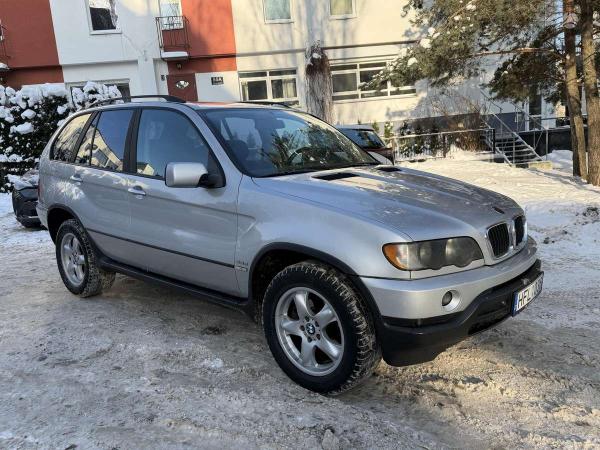 Pelēks BMW X5 2002 Viļņa, ar dzinēja tilpumu 2.93 L un nobraukumu 309 tūkst. km par 2700 €, foto 9 vietnē AUTOMOTO.COM.LV
