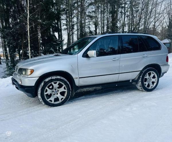 Pelēks BMW X5 2002 Radviliškis, ar dzinēja tilpumu 2.93 L un nobraukumu 289 tūkst. km par 3200 €, foto 2 vietnē AUTOMOTO.COM.LV