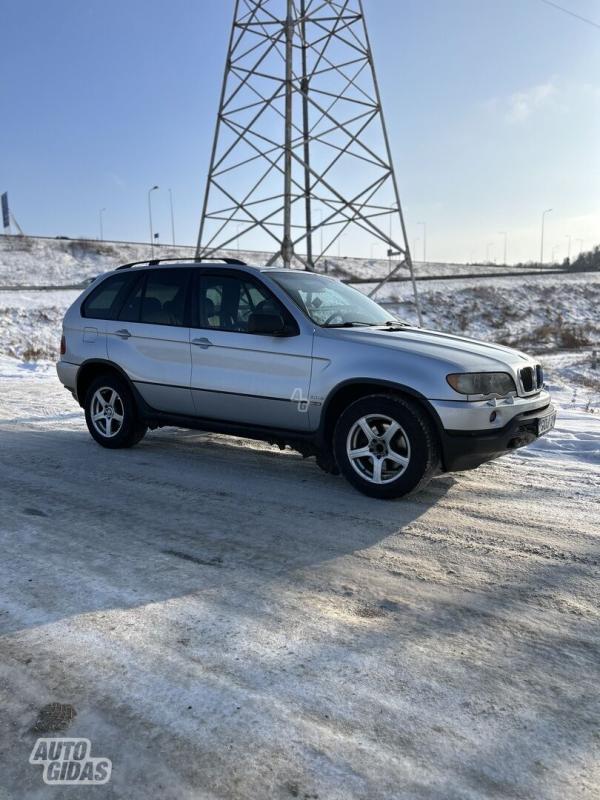 Pelēks BMW X5 2002 Kauņa, ar dzinēja tilpumu 3.00 L un nobraukumu 380 tūkst. km par 3000 €, foto 4 vietnē AUTOMOTO.COM.LV