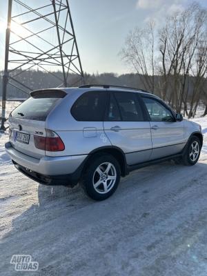Grey BMW X5 2002 in Kaunas, with an engine capacity of 3.00 L and mileage of 380 thousand km for 3000 €, photo 5 on AUTOMOTO.COM.LV