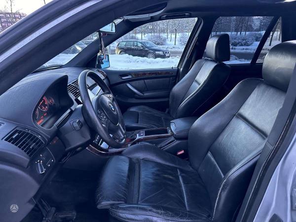 Pelēks BMW X5 2002 Viļņa, ar dzinēja tilpumu 2.93 L un nobraukumu 328 tūkst. km par 3000 €, foto 9 vietnē AUTOMOTO.COM.LV