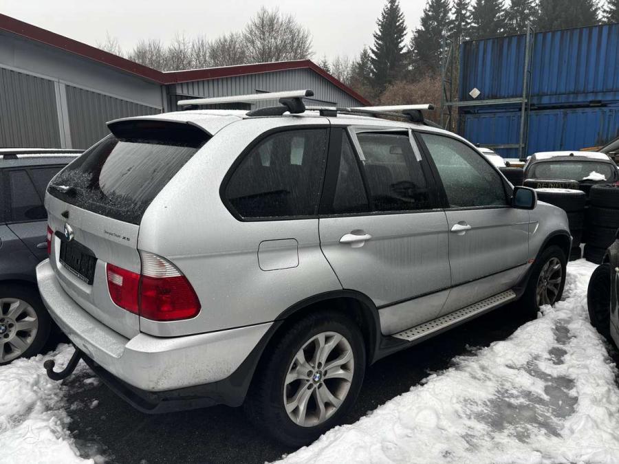Pelēks BMW X5 2002 Utena, ar dzinēja tilpumu 3.00 L un nobraukumu 284 tūkst. km par 2450 €, foto 3 vietnē AUTOMOTO.COM.LV