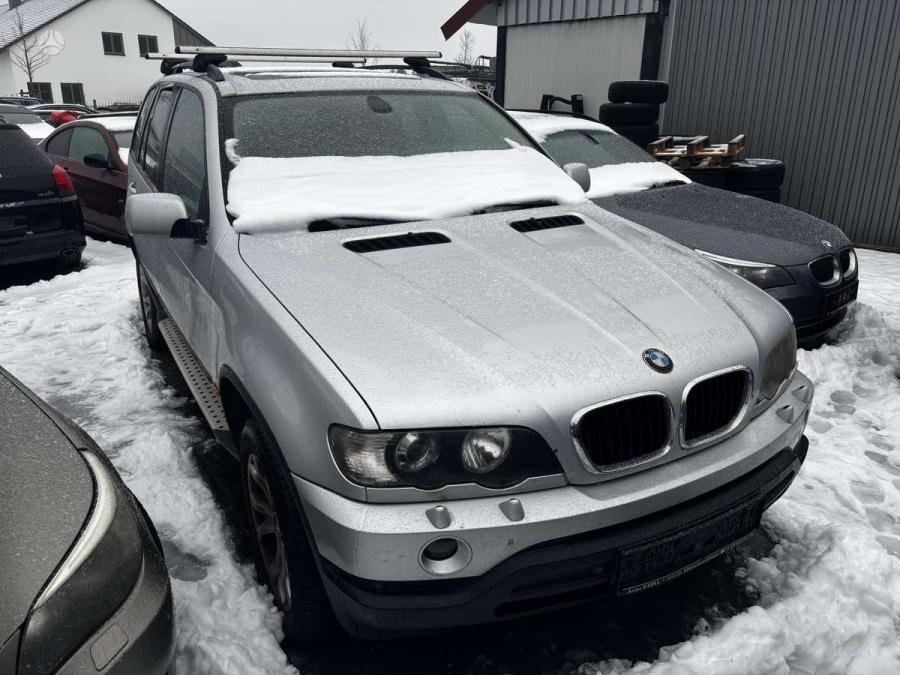 Pelēks BMW X5 2002 Utena, ar dzinēja tilpumu 3.00 L un nobraukumu 284 tūkst. km par 2450 €, foto 4 vietnē AUTOMOTO.COM.LV