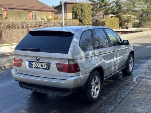 Grey BMW X5 2002 in Vilnius, with an engine capacity of 3.00 L and mileage of 320 thousand km for 3000 €, photo 3 on AUTOMOTO.COM.LV