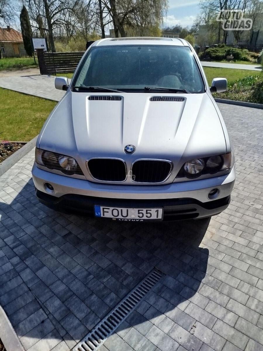 Pelēks BMW X5 2002 Kaišiadorys, ar dzinēja tilpumu 3.00 L un nobraukumu 270 tūkst. km par 3200 €, foto 1 vietnē AUTOMOTO.COM.LV