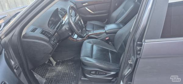 Grey BMW X5 2002 in Kaunas, with an engine capacity of 3.00 L and mileage of 363 thousand km for 2850 €, photo 7 on AUTOMOTO.COM.LV